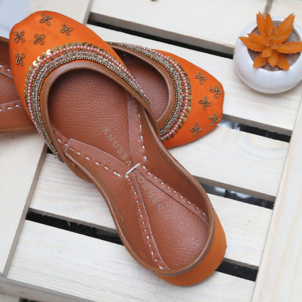 Embrioded khussa – Khussa Corner